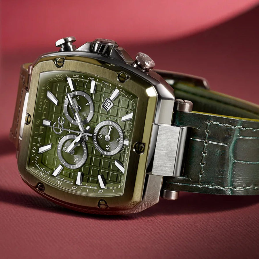 Ticking Away in Style: 7 Stunning Guess Watches for Men – Enigwatch